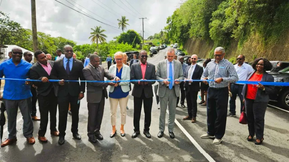 Saint Lucia: PM Pierre inaugurates reconstructed two-lane Piaye Bridge ...