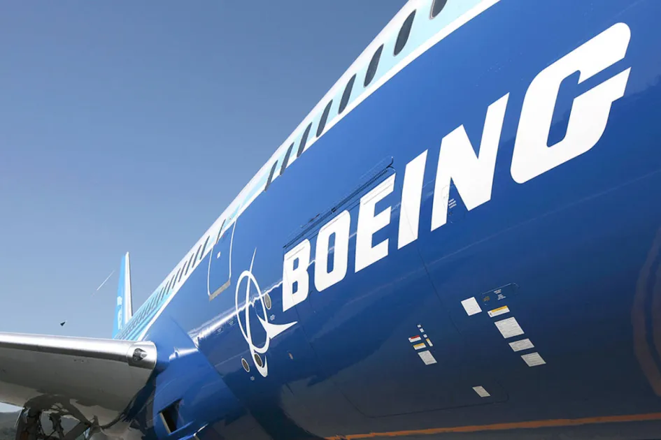Boeing 737 passenger jet slides off runway in Russia - WIC News